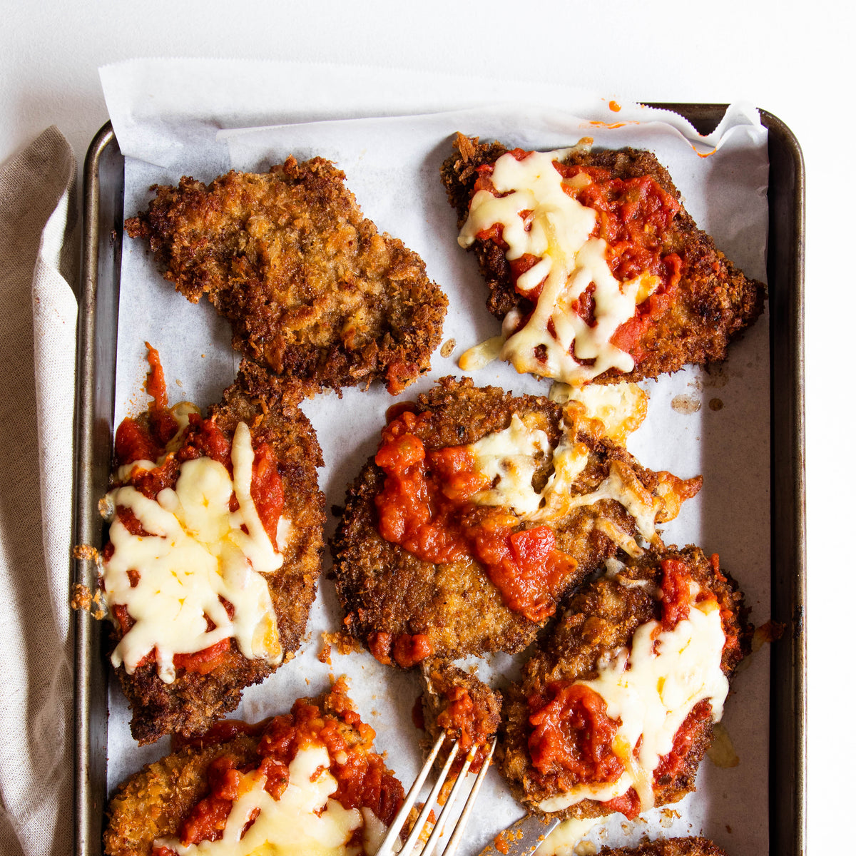 Quick and Easy Crispy Beef Parmigiana Recipe | Leah Itsines – LEAH ITSINES